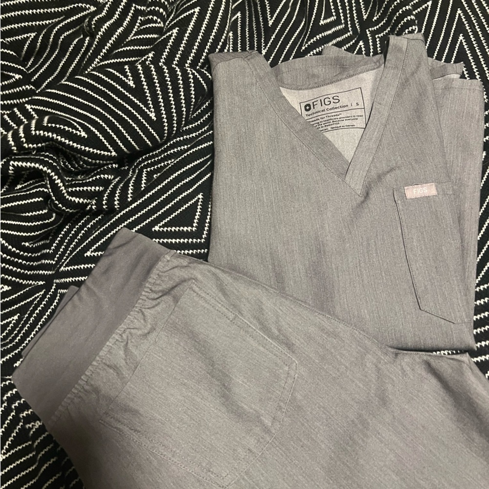 Figs Full Setgraphite Grey - Gem